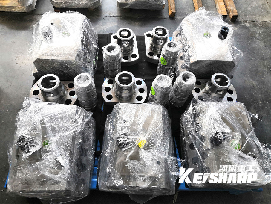 Excavator Hydraulic Hammer Valve Assembly / Hydraulic Breaker Spares ...
